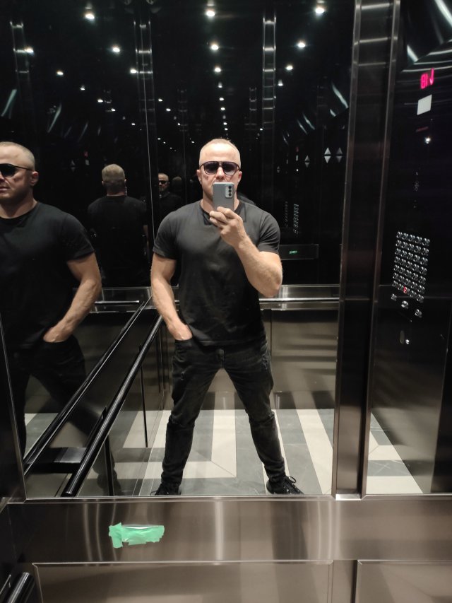 Viktor, 37, Этобико - "РусДэйт"