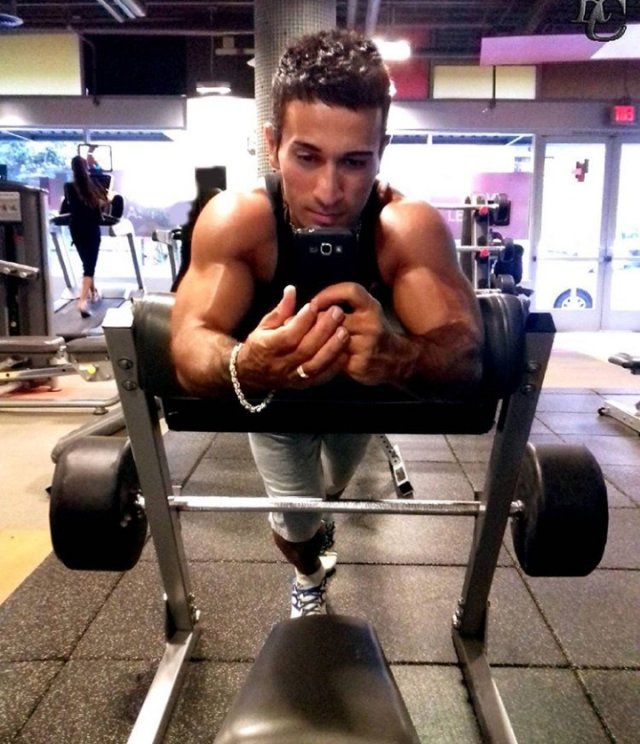 Ro, 39, Лос-Анджелес - "РусДэйт"